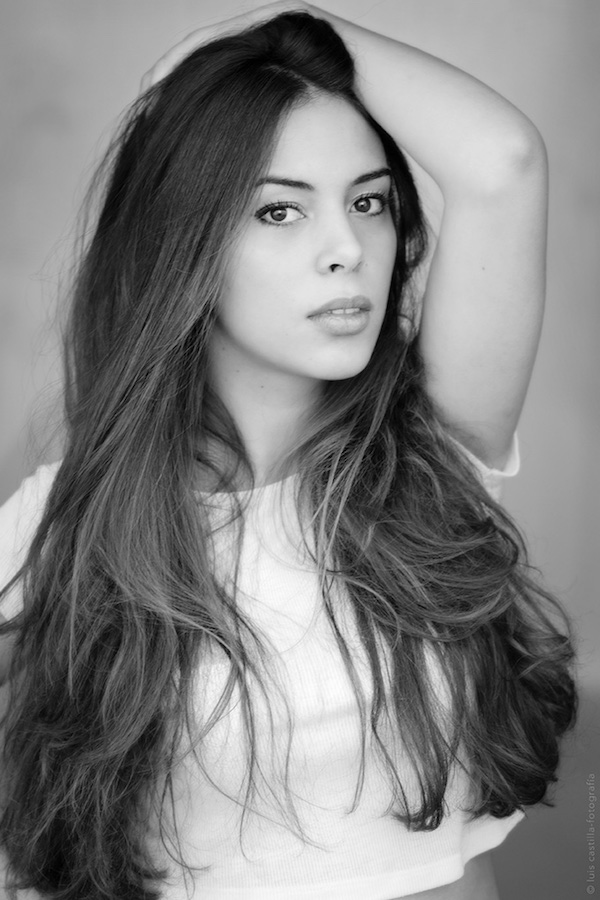 Nuevo videobook de María Ramos Mouhoub - Arana Arts Agency